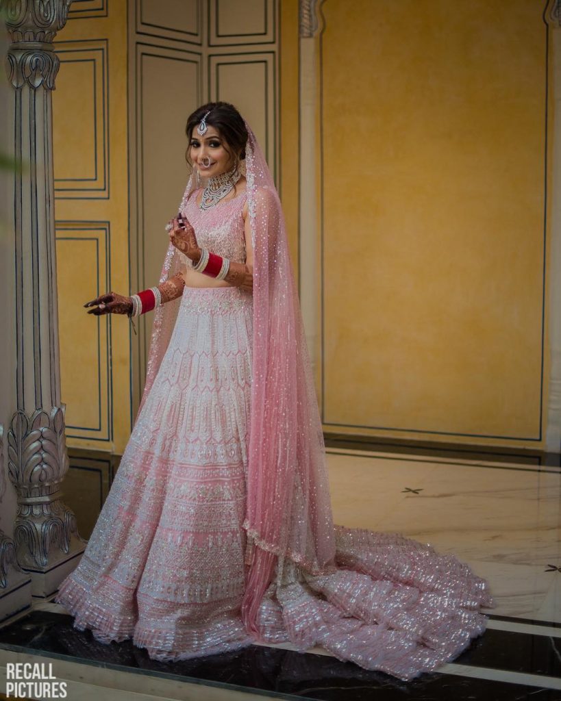 Gorgeous Brides who Sparkled their Shaadi with a splash of Pink - Wish ...