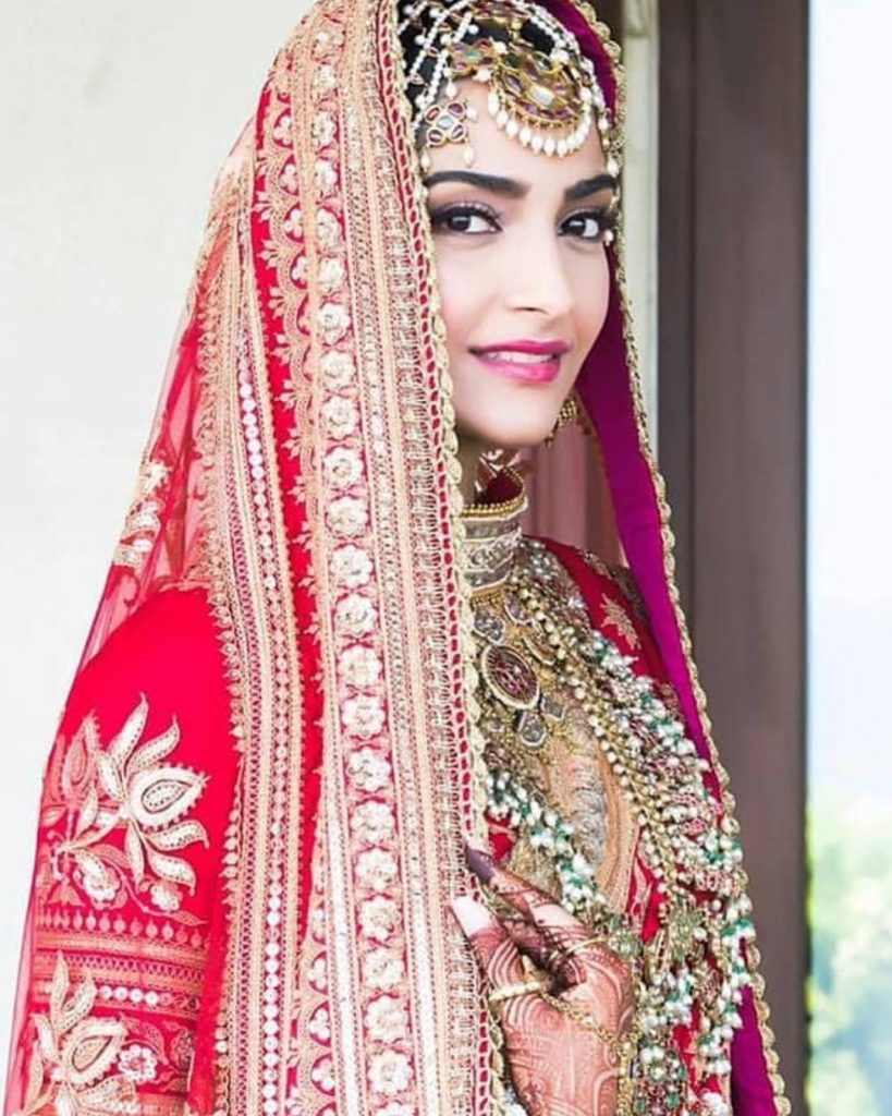 Beautiful Bollywood Bride's who dazzled in Traditional Red