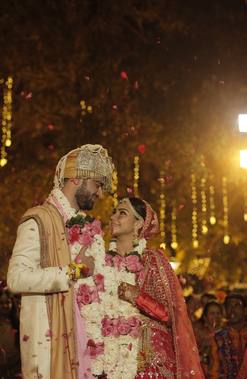 When Open Mic Event Turned Cupid For #RINAV !! - Wish N Wed