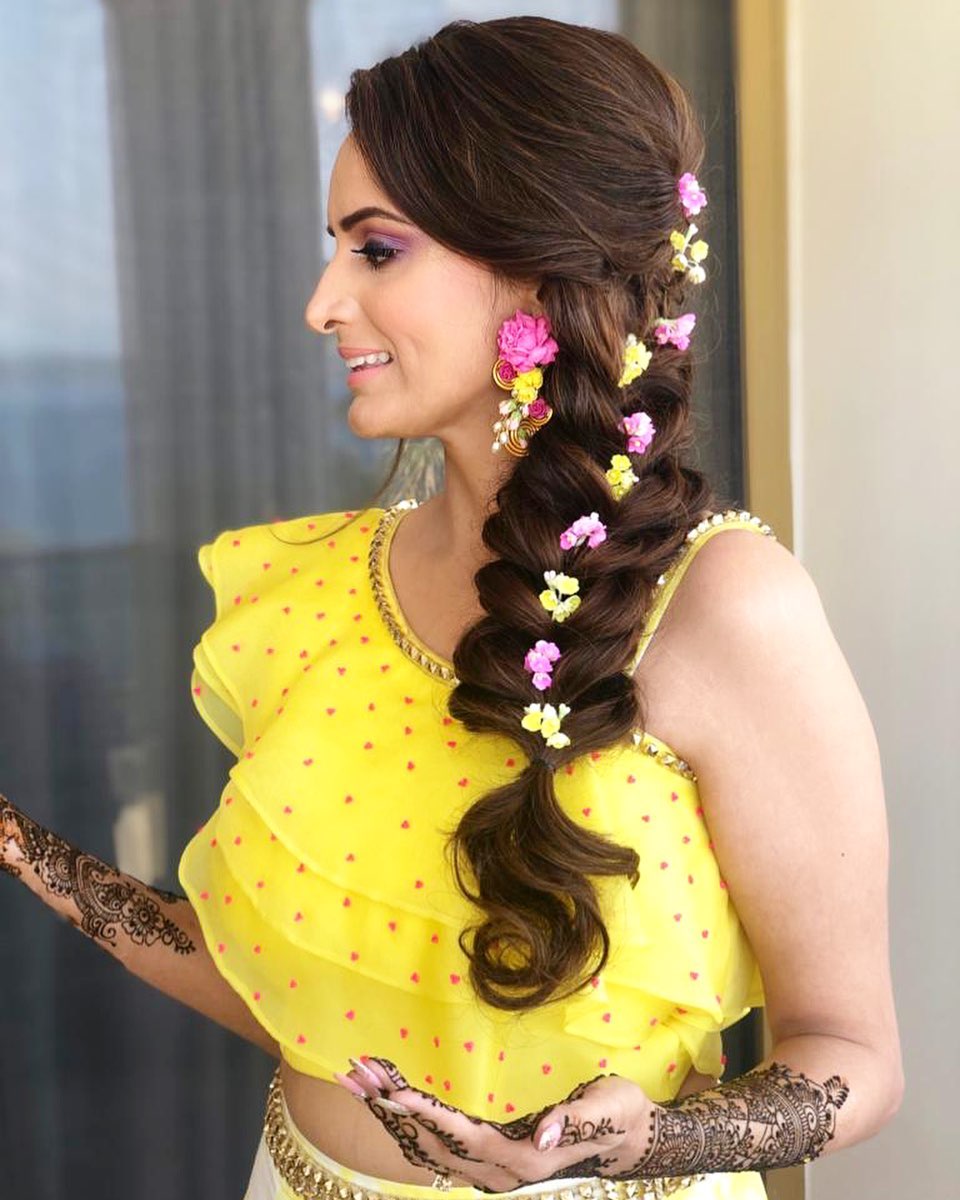 20+ Mehendi Blouse Designs That Are Ruling The Instagram - Wish N Wed