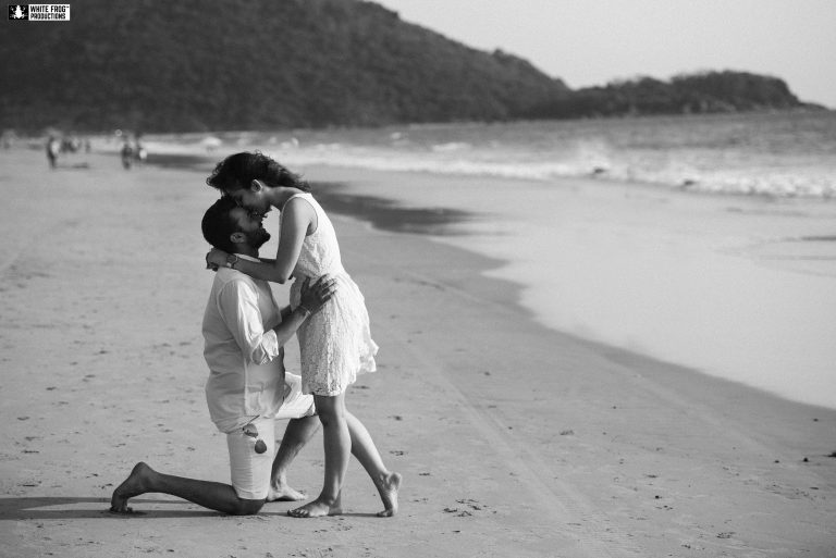 Different Ways To Share Your Love Story At Your Wedding - Wish N Wed