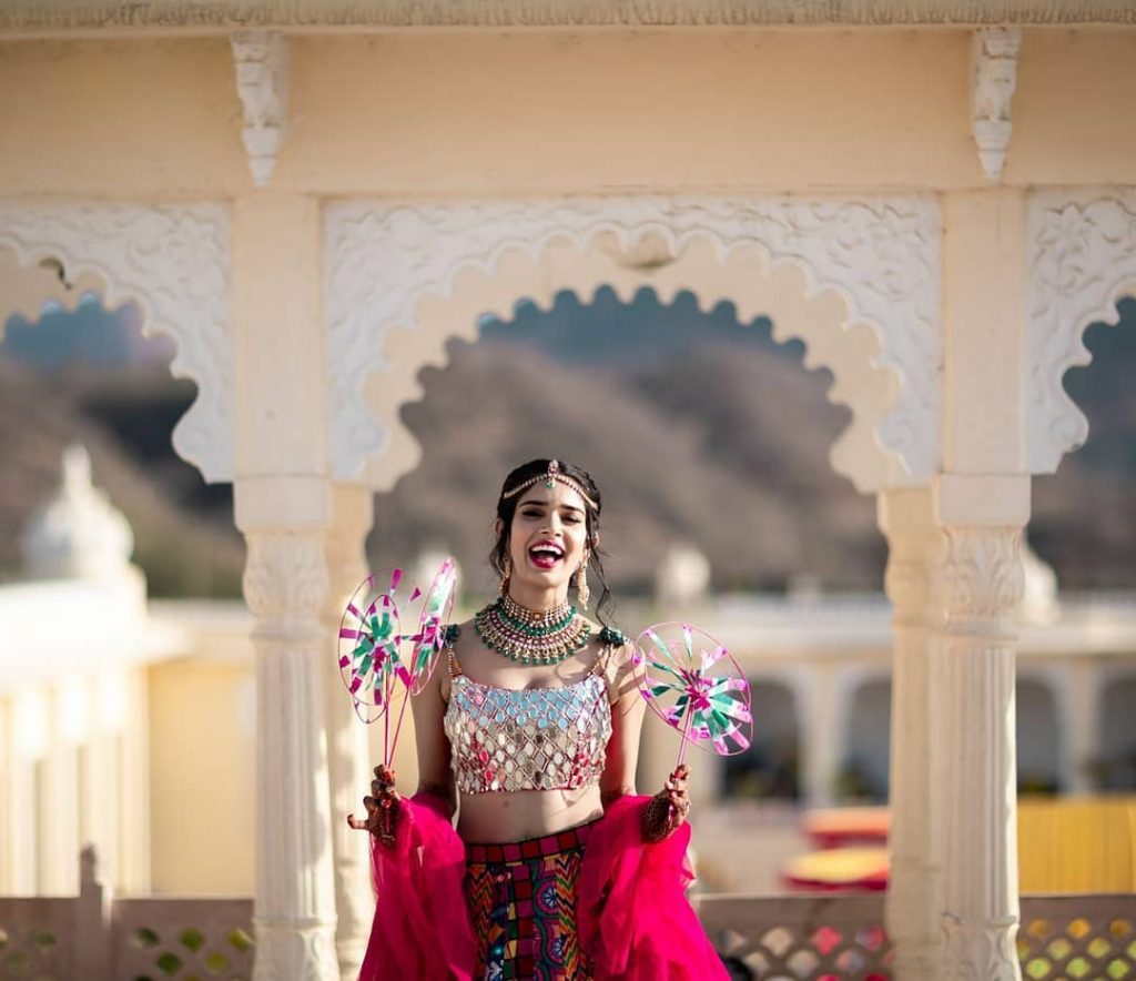 20+ Mehendi Blouse Designs That Are Ruling The Instagram - Wish N Wed