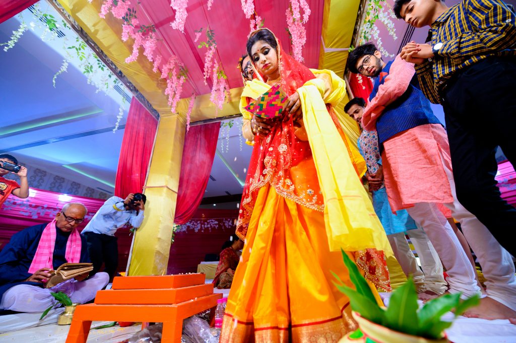 Pretty Bride Reveals-"Ye Shaadi Nahi Tyohar Hai!" - Wish N Wed